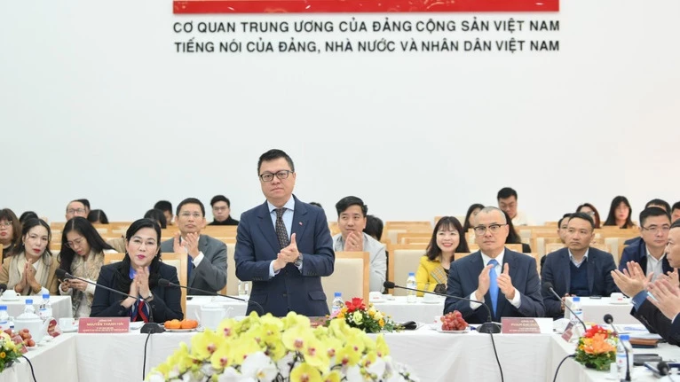 Làm thế nào để khoa học công nghệ “hiện diện trong từng hạt lúa, củ ...