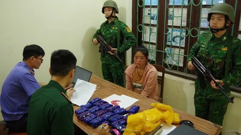 Bộ đội Biên phòng Điện Biên phá thành công chuyên án ma túy lớn - Báo ...
