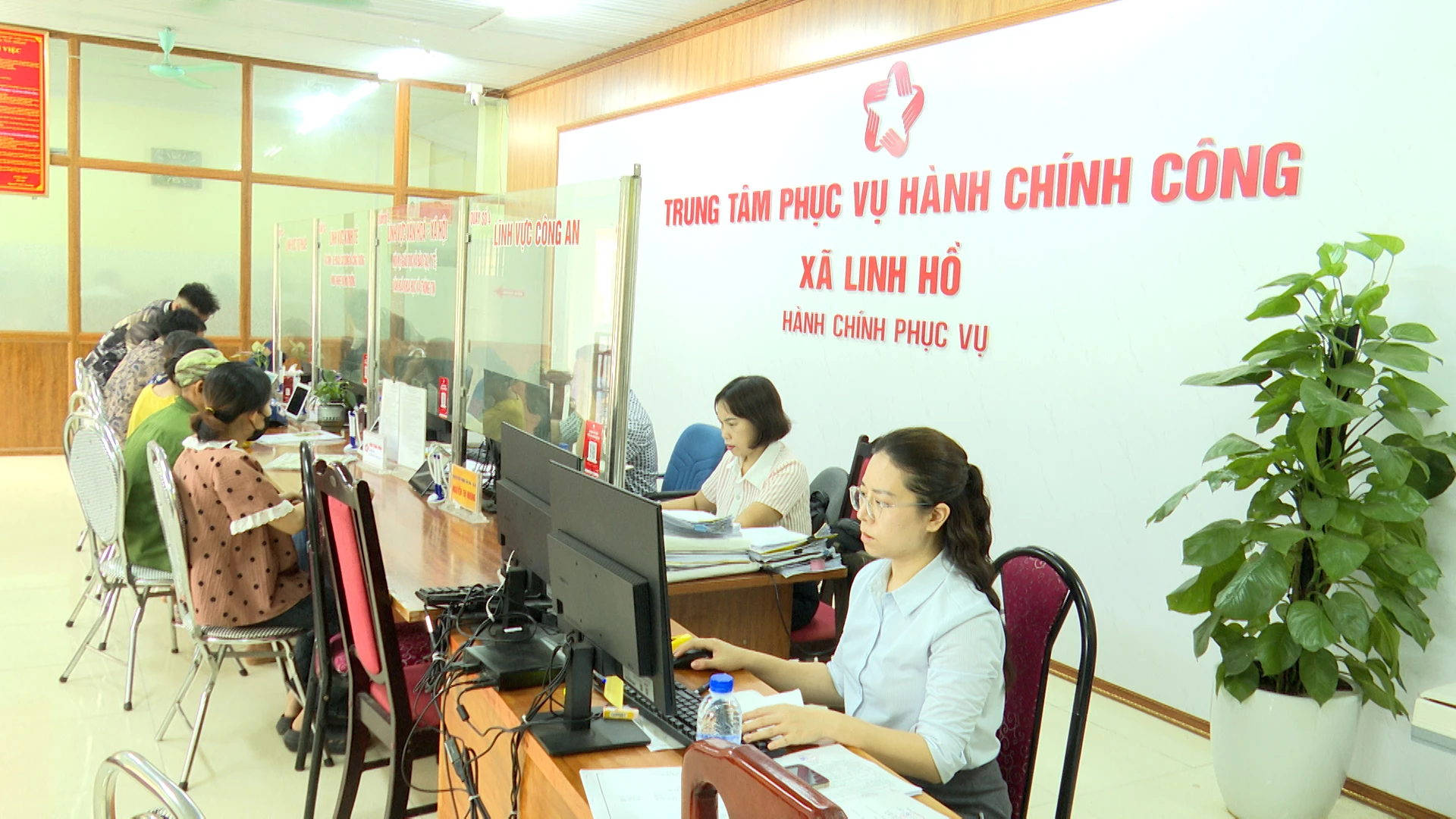 Phát huy hiệu quả hoạt động Trung tâm Phục vụ hành chính công - Báo ...