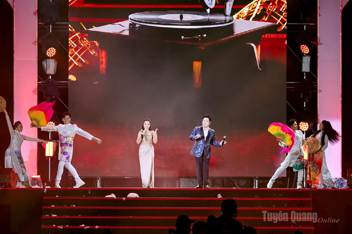 “Sound of Love” thắp sáng đêm nghệ thuật giữa lòng Danko Center - Báo ...