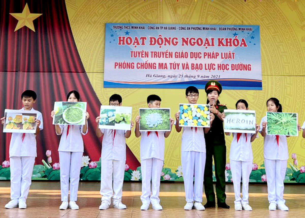 Đẩy lùi ma túy xâm nhập học đường - Báo Tuyên Quang điện tử